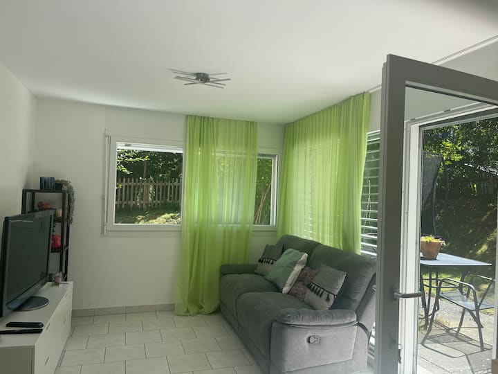 Moderne Wohnung Im Grünen - Chur