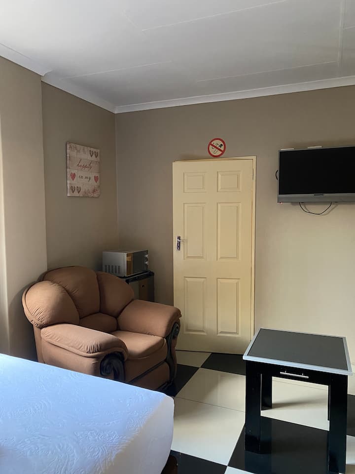 Miraton Eastgate Suites - Johannesburg