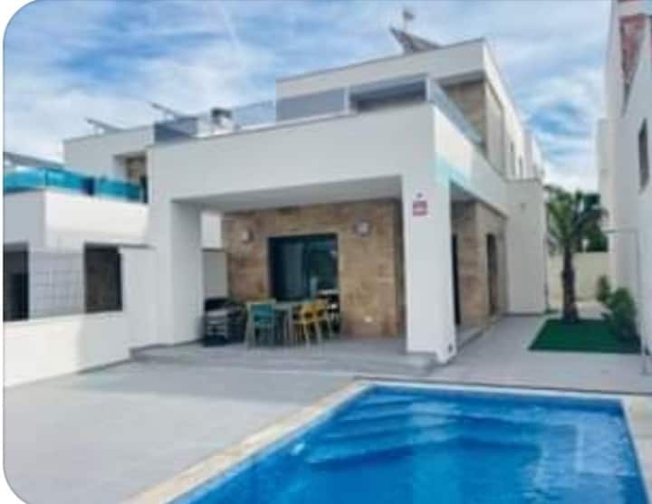 Luxe Villa, Zwembad & Jacuzzi. - Cox