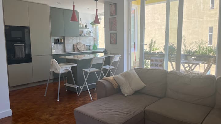Family & Remote Work Friendly | Central 3br - Setúbal