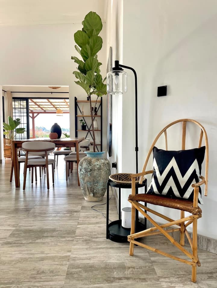 Mangishi Farm Villa - Modern Rustic Farm House - Zambia