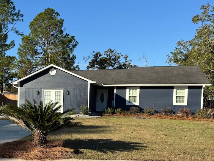 The Blue Jay - Valdosta, GA