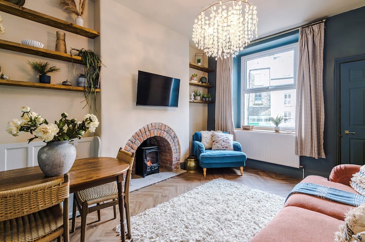 Rufloreo Flats: 2 Beds, Central - Buxton