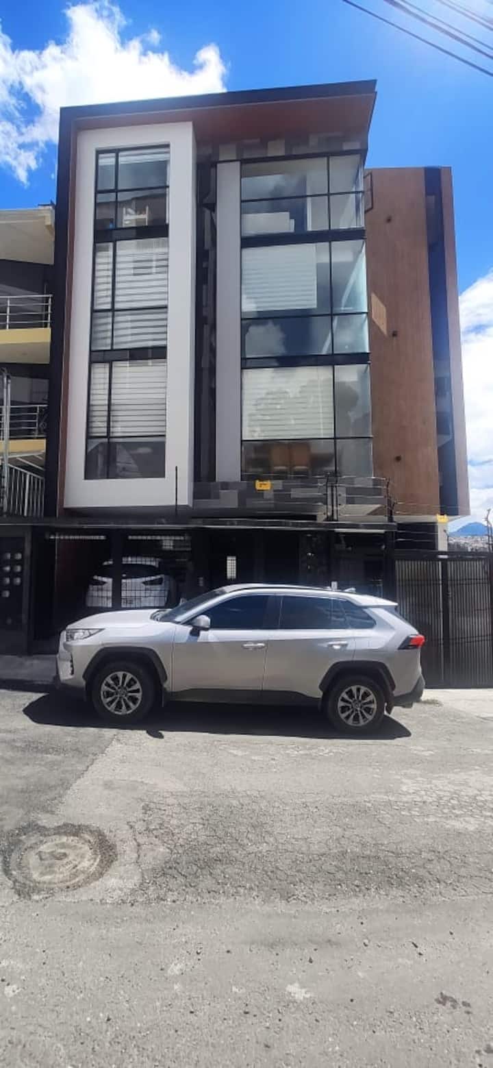 Alojamiento Acogedor En Loja - Loja