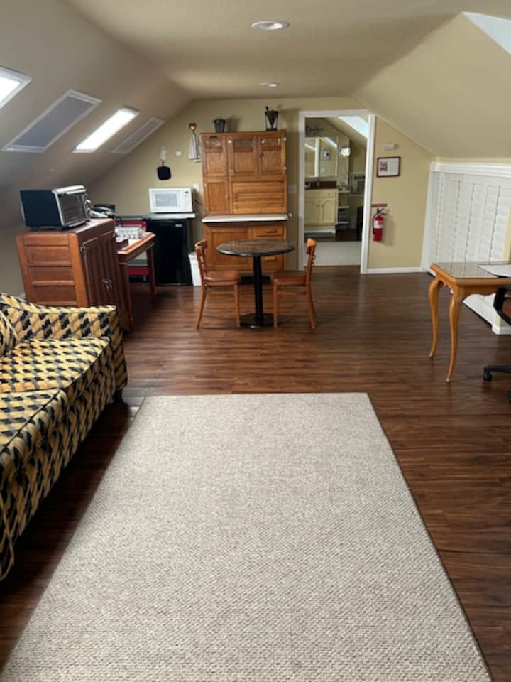 The Red Door Ranch - Temecula, CA