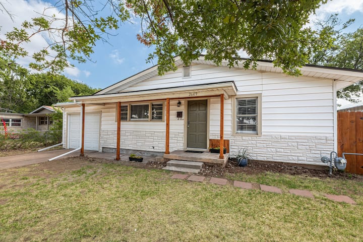 Horse Haven Guest House - Abilene, TX