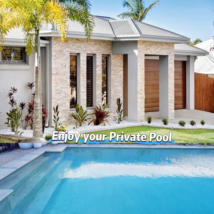 Palm Breeze Luxury House . Pool . Golf . Parks - Jacobs Well