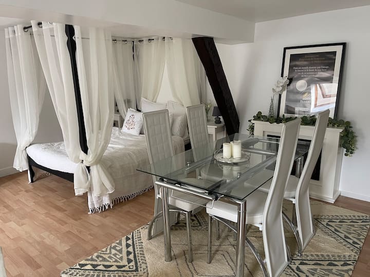 Studio Chic & Romantique « Royal Azur » (Centre) - Dreux