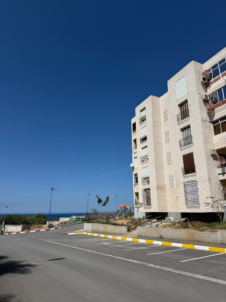 Appartement 5 Min Plage à Pied - Skikda