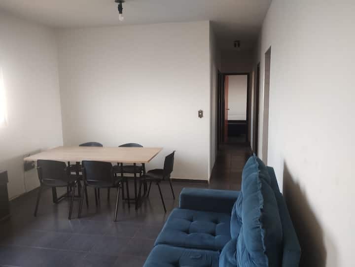 Apartamento 3/4 Acomoda Até 7 - Uberlândia