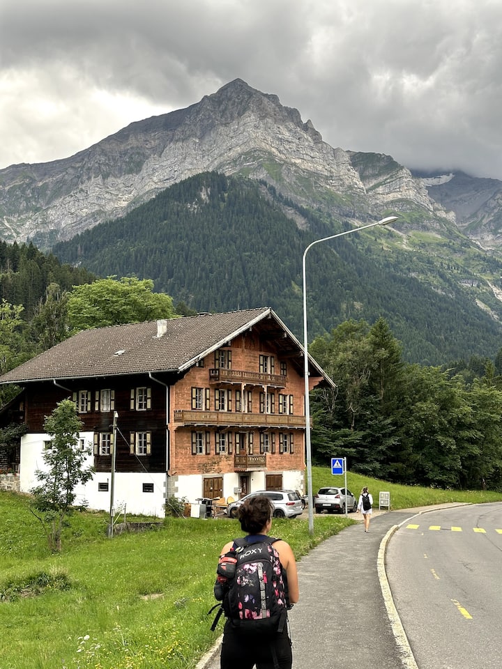Vintage Swiss Chalet In Champéry - Champéry