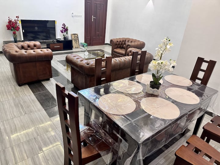 Appartement De 3 Chambres, Akwa (Appartement 101) - Douala