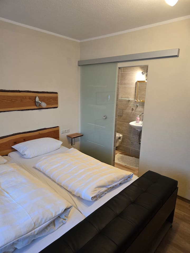 Doppelzimmer Mit Bad Wc Und Küche - Heppenheim