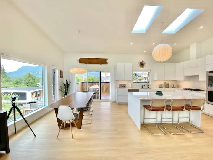 Tofiki House - 2 Person Option - Tofino