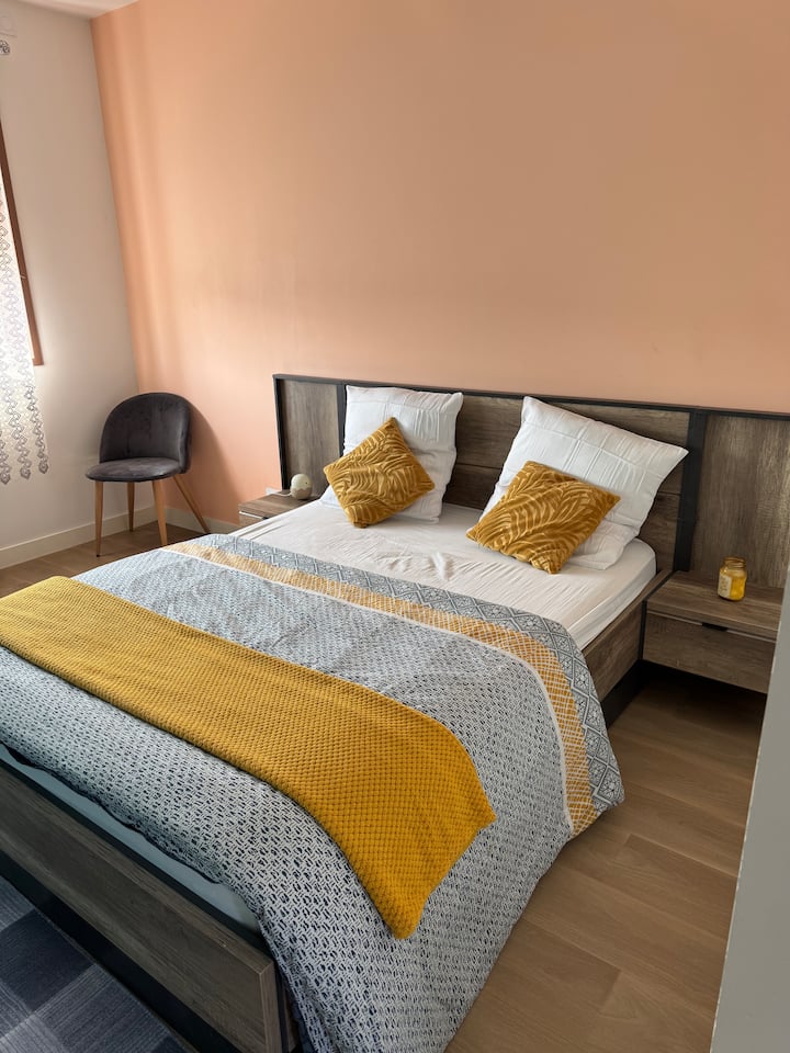 ÉTage Privé Avec Chambre+salle De Bain + Terrasse - Boulogne-Billancourt