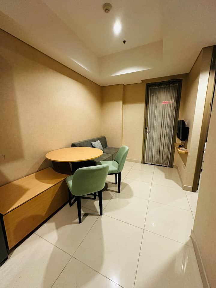 Apartemen Taman Anggrek Residences 2 Kamar Tidur - Jakarta