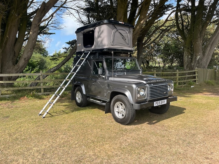 Defender 90 | Tent Box - Stratford-upon-Avon