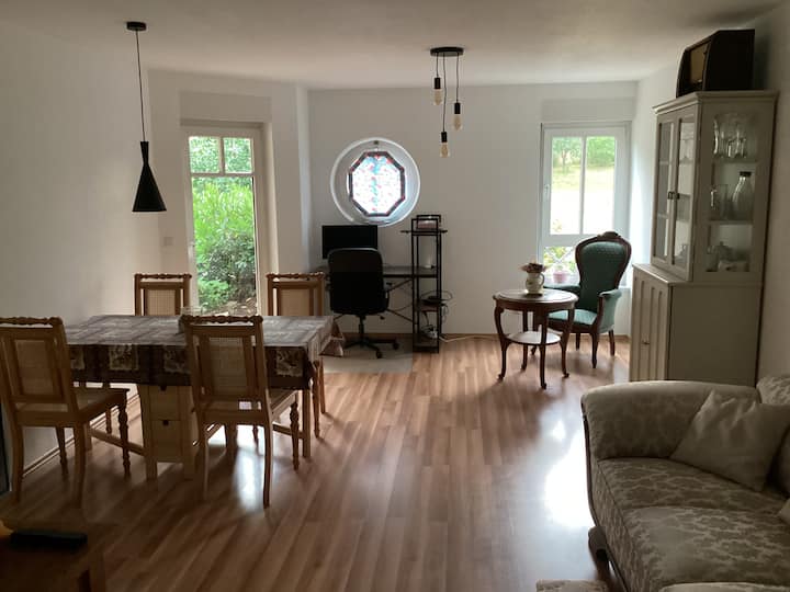 Central Apartment, In Green Oasis - Weimar
