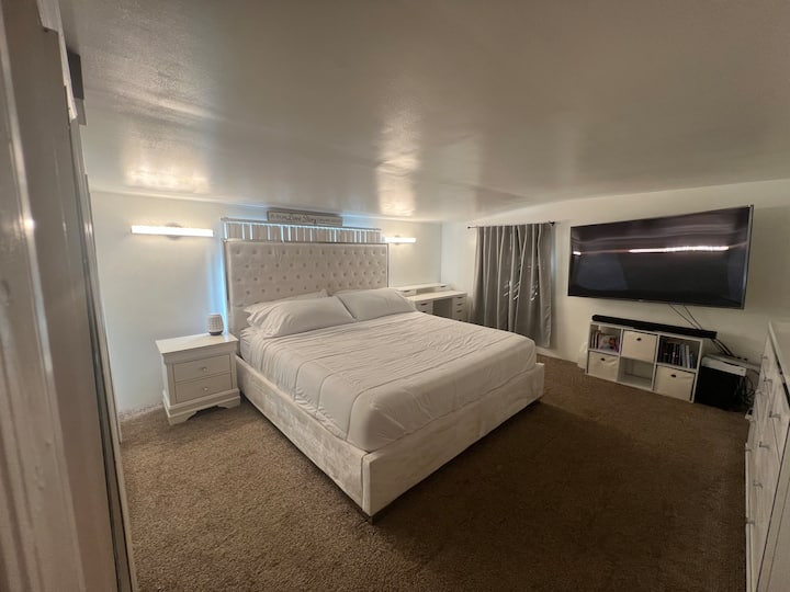 “Your Cozy 5br Family Home” - Edison, NJ