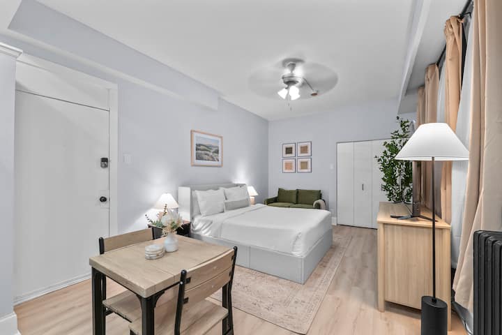 Hyde Park Studio Near Uchicago - Avalon Park - Chicago