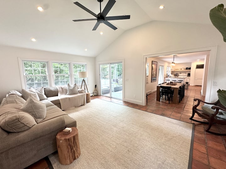 Charming Sag Harbor Escape! - Hamptons, NY