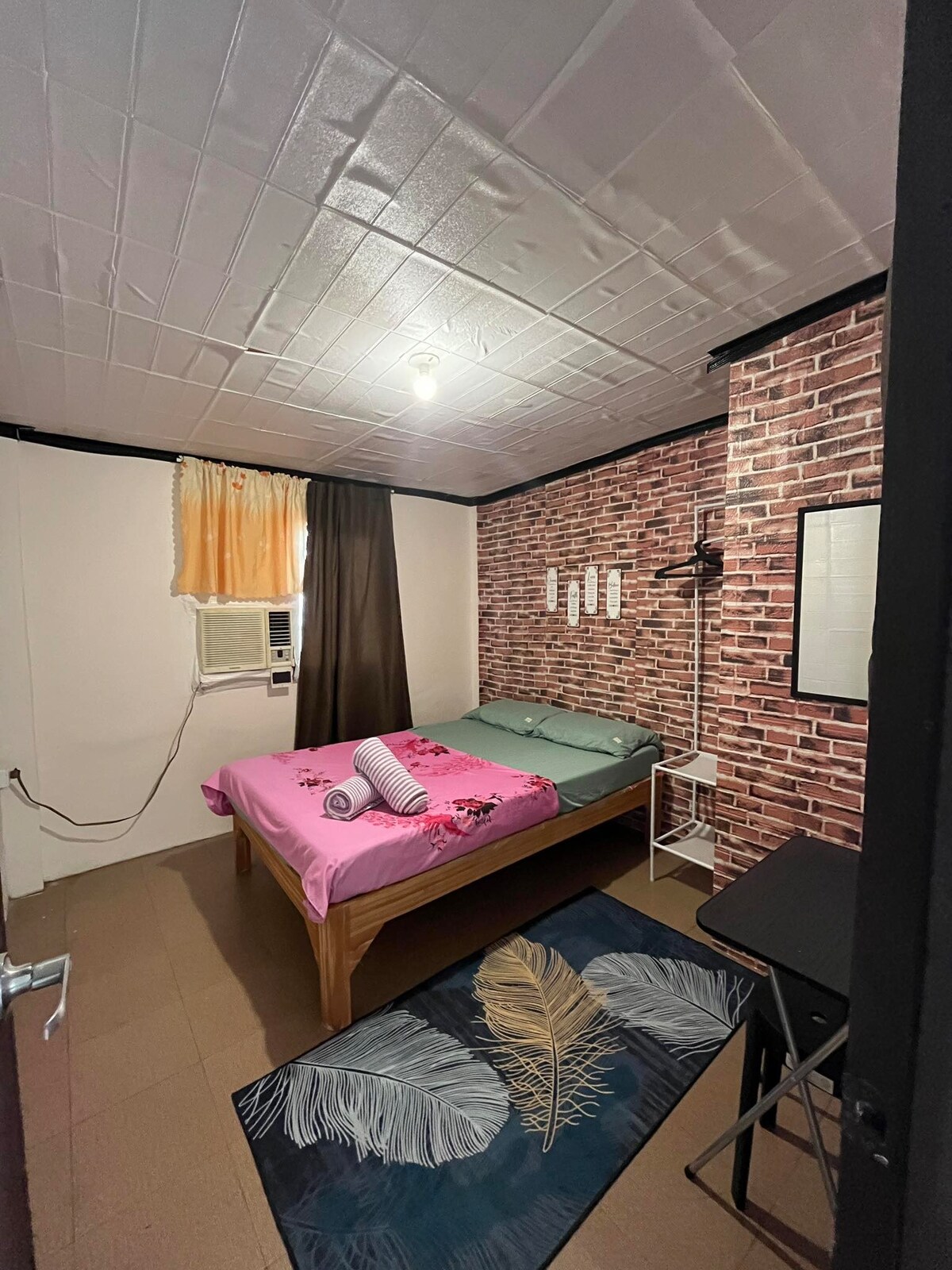 Chambre confortable climatisée pour deux - Maisons à louer à Cagayan De ...