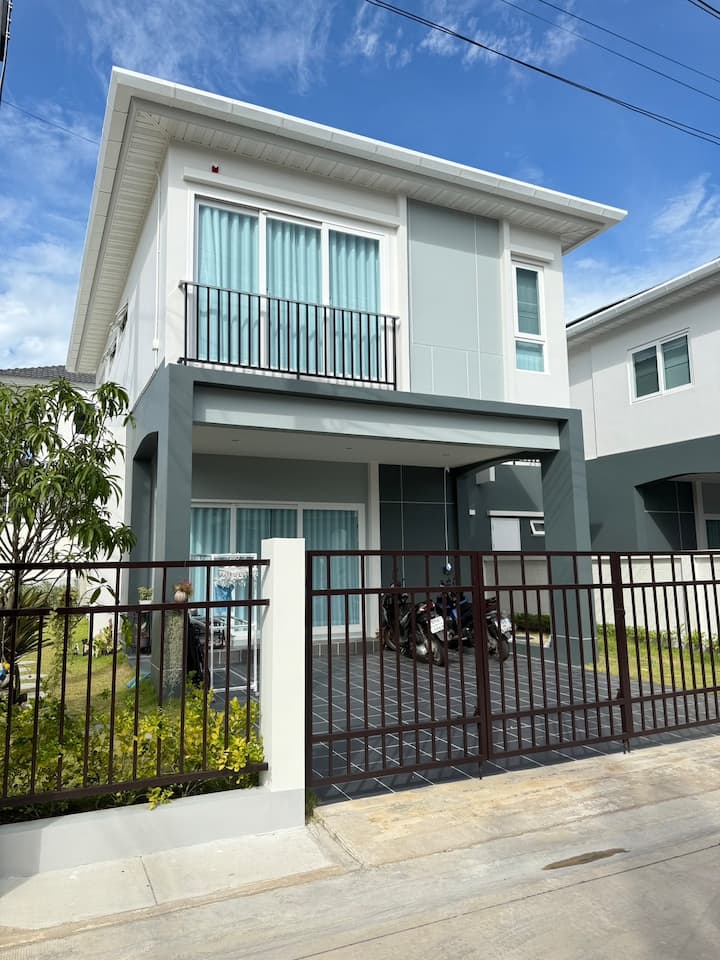 Brand New Corner House – Fully Furnished - Phuket