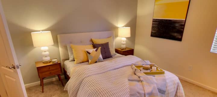 Your Own Separate Bedroom And Bathroom Is The Best - Mount Pleasant, SC