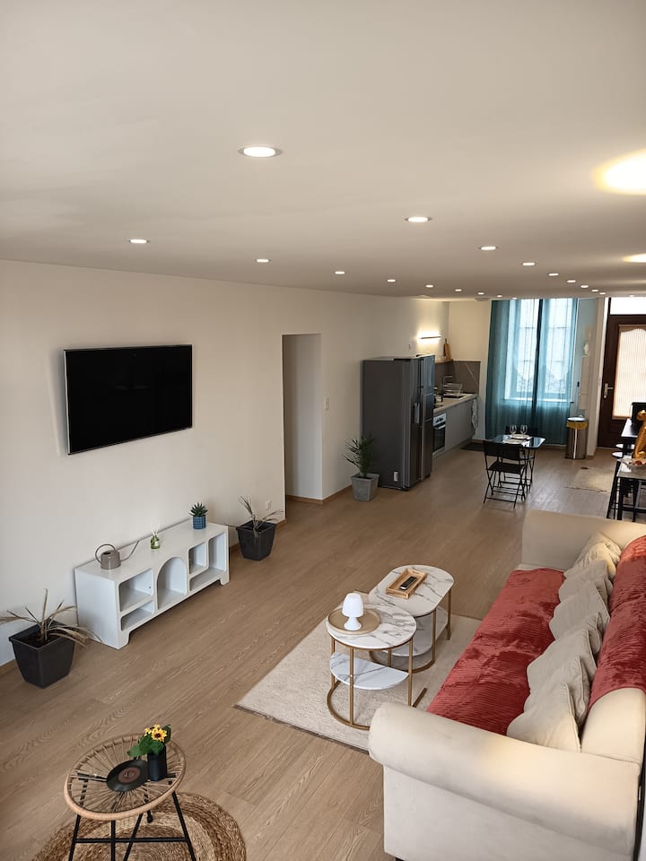 Confort Et Paisibilité Pour Un Séjour Agréable - Autun