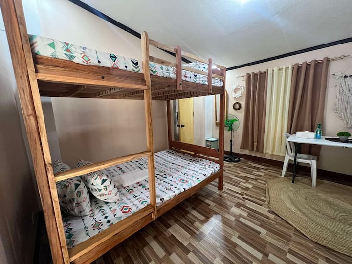 Resort In Maria Aurora Province - Dipaculao