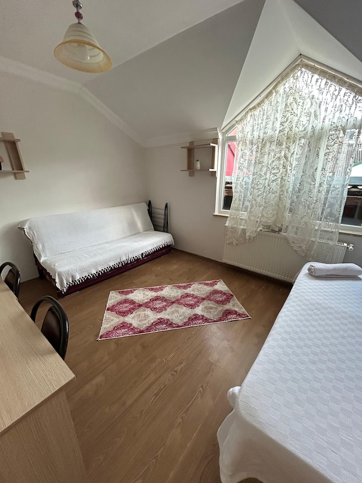 2 Kişilik Klimalı Balkonlu Daire D4 - Trabzon