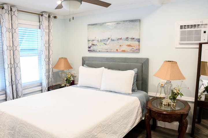 Cozy Touch Apartment C Near Lakeland & Legoland - Winter Haven