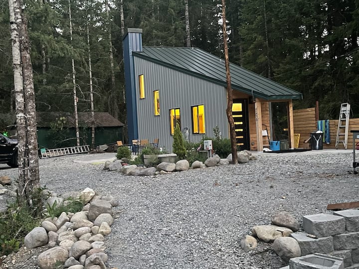 Grounded Serene Cabin Retreat - Ashford, WA