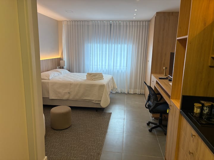 Loft Carlos Gomes Square/anexo Mãe De Deus Center - Porto Alegre