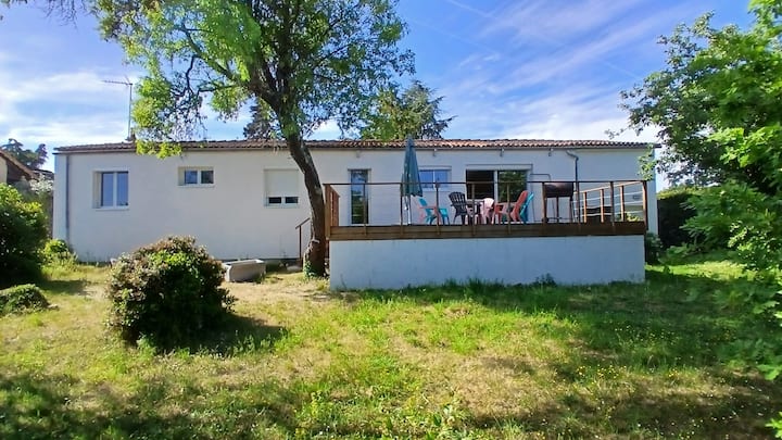 Maison 100m2, Jardin+terrasse Proche Futuroscope - Poitiers