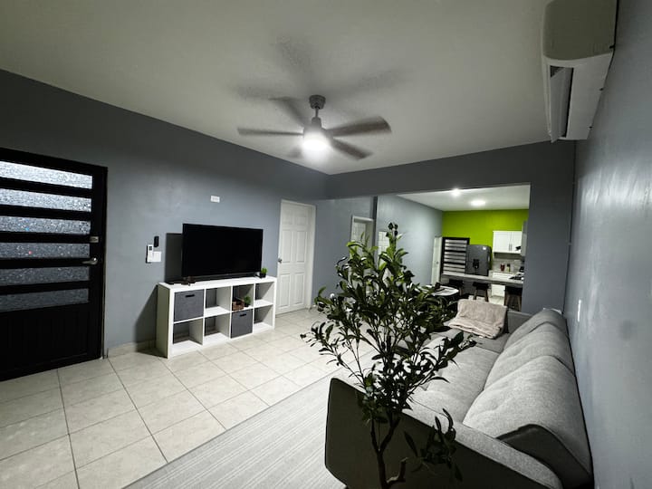 Luminoso Y Moderno Espacio Con Detalles Acogedores - Ciudad Victoria