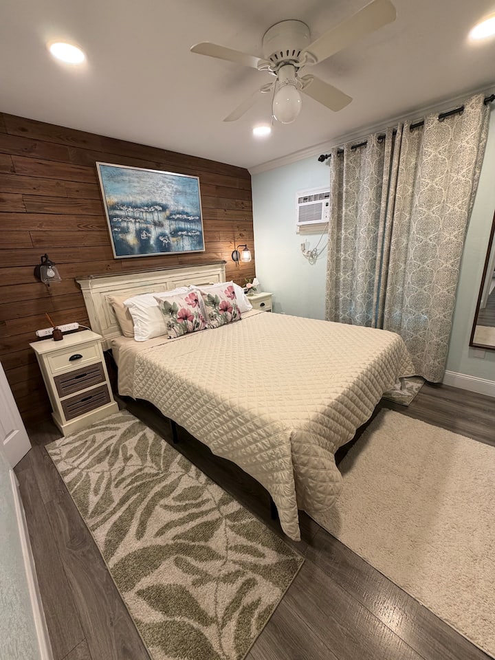 Charming Boutique Apt/quiet Stay/ Near Lakes &Dw - Winter Haven