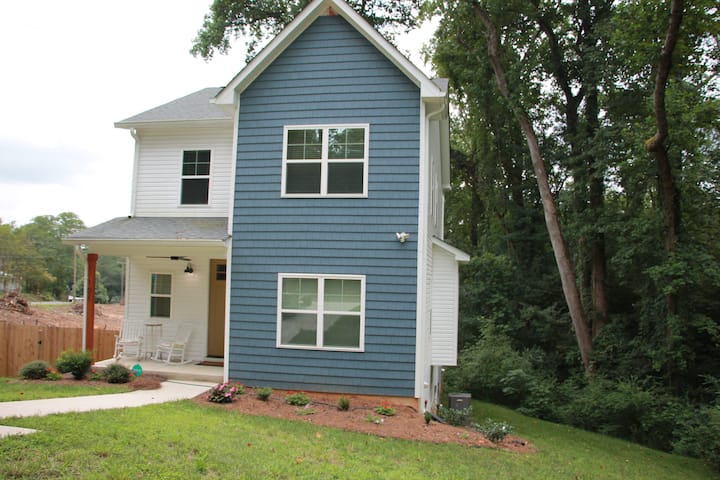 Close To Uptown | New Build House In Mount Holly - Belmont, NC