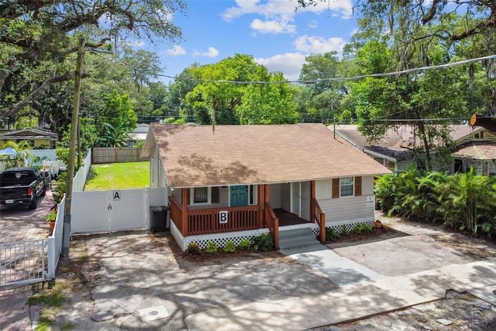 Seminole Heights Bungalow – Minutes To Downtown B - Tampa