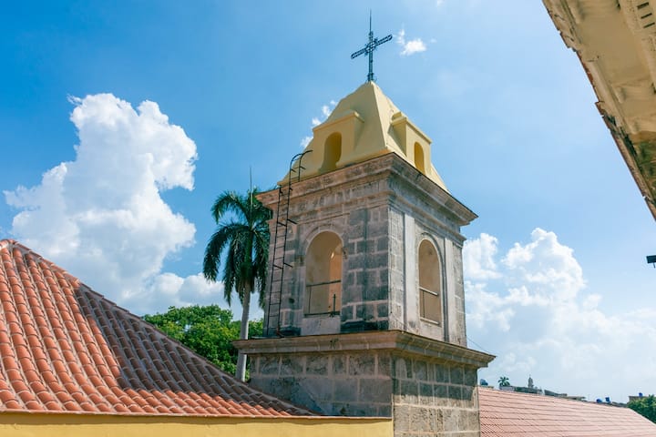 Romantic Heritage Condo, Old Havana, Convento - L'Avana