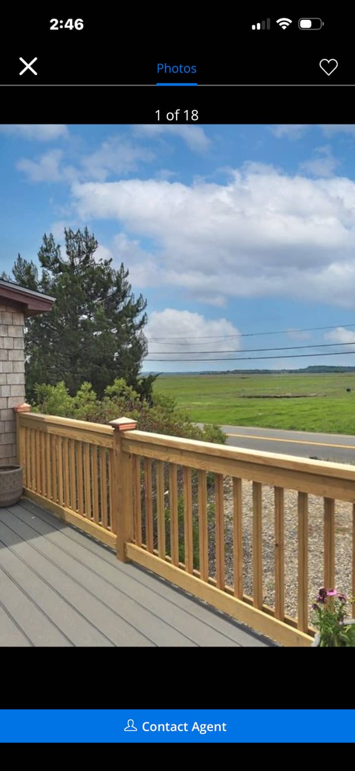 Sea Air Cottage - Newburyport, MA