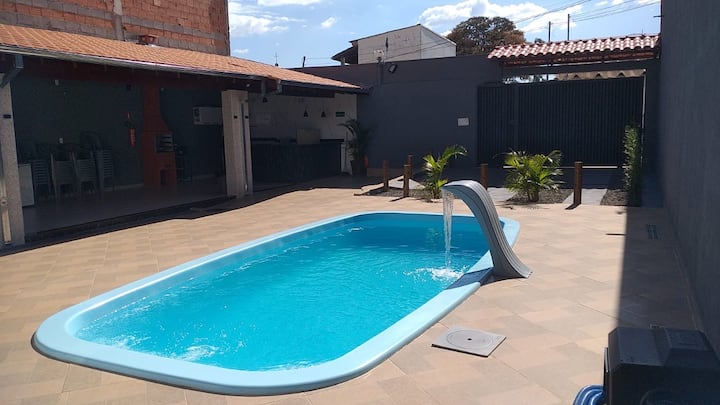 Alugo Casa Com Piscina - Alfenas