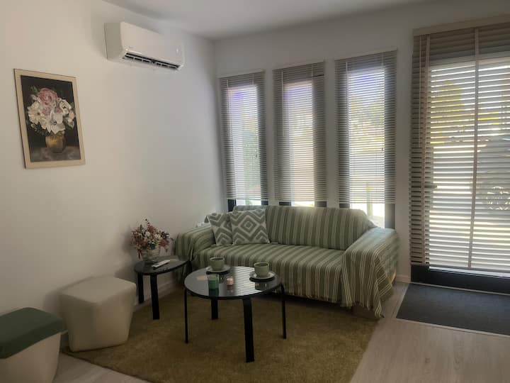 Akaki Guest Place - Cyprus