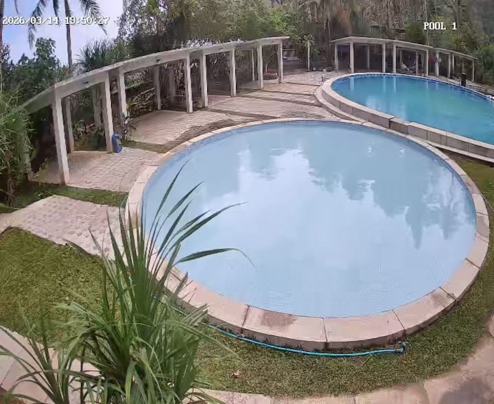 We Best The Beach In Tiwi, Albay - Tiwi