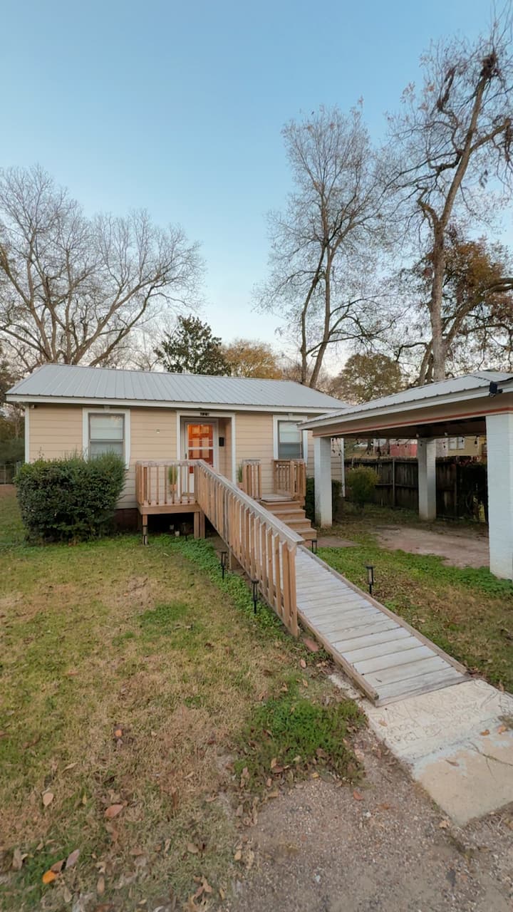 Entire Home Near Downtown Starkville And Msu - Starkville, MS