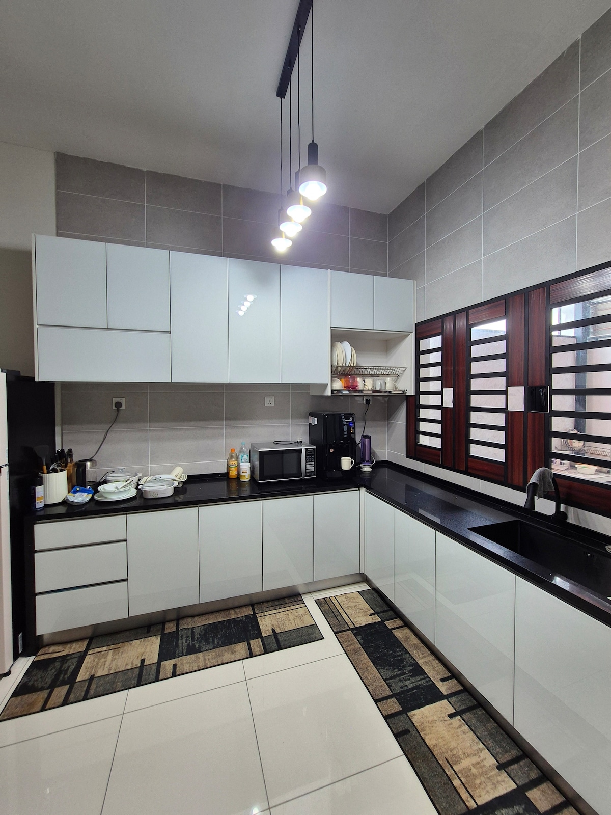 Dinie Homestay en Kulim Utama Fase 2 - Casas en renta en Kulim, Kedah ...