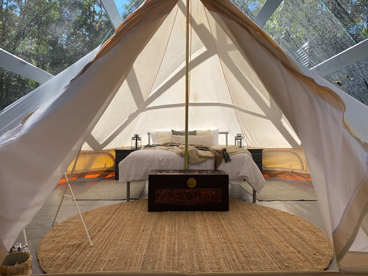 Bushland Waters - Australia