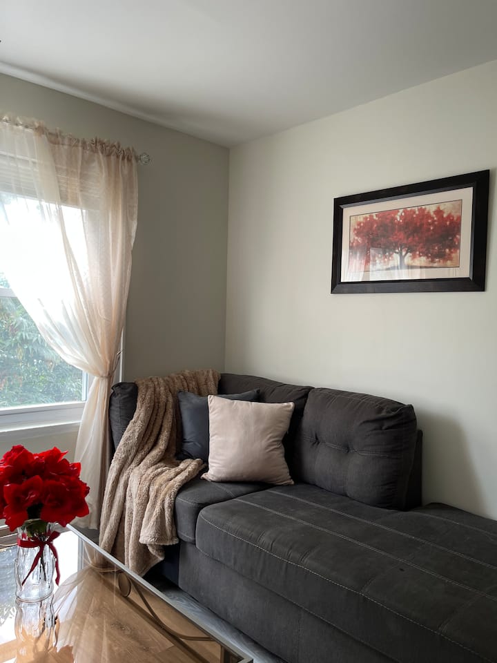 Cozy 1 Bedroom Apartment - Bloomfield, NJ