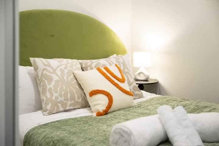 @Bright Lyneham Hideaway | Gym, Free Parking, Anu - Belconnen