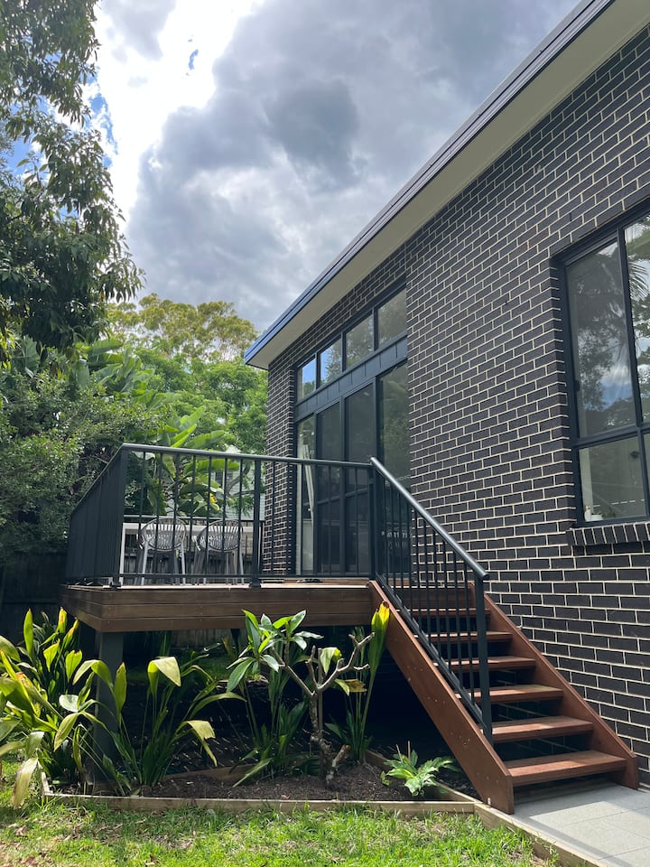 The Lakehouse - Narrabeen